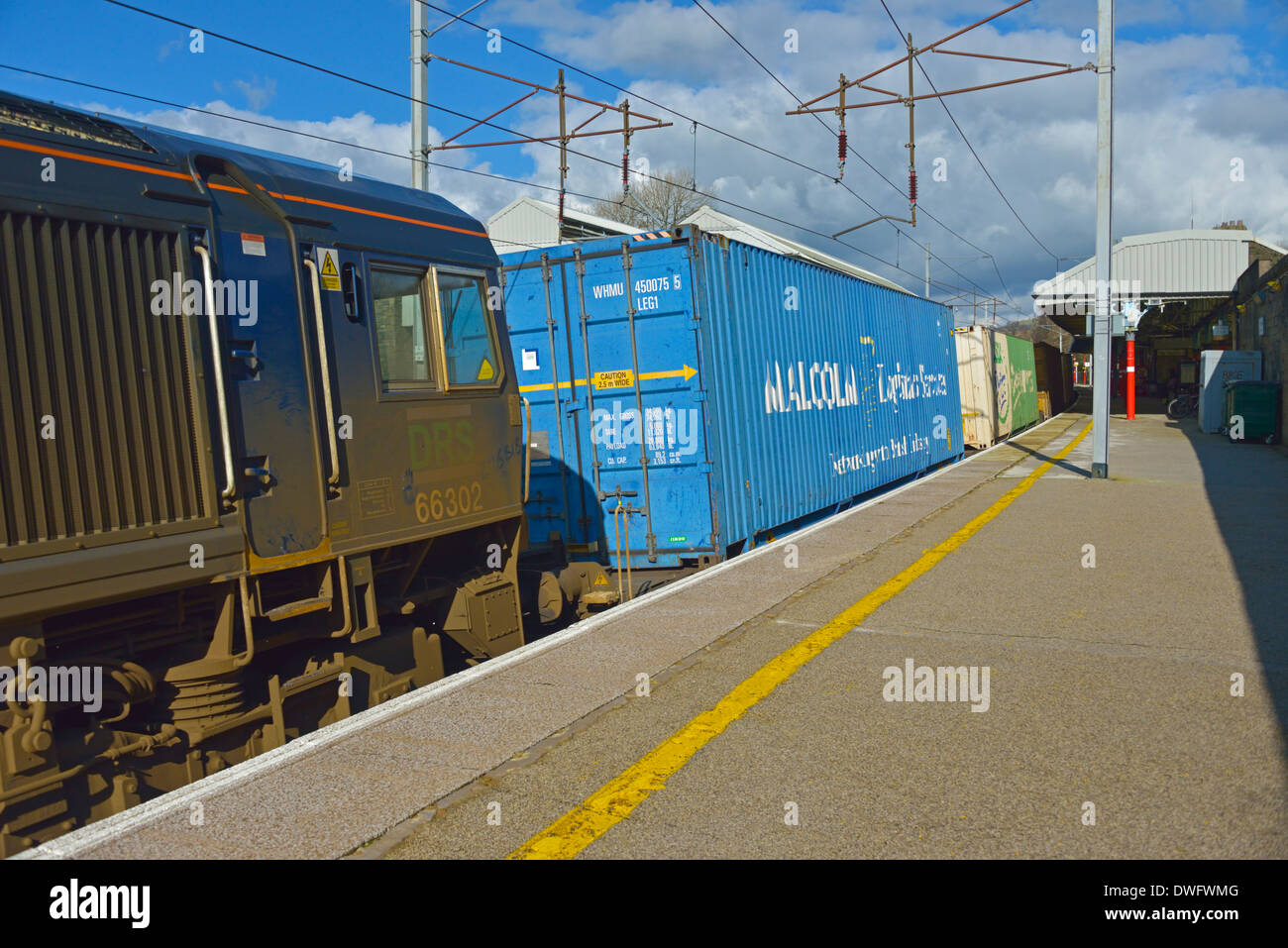 Freight train drs hi-res stock photography and images - Alamy
