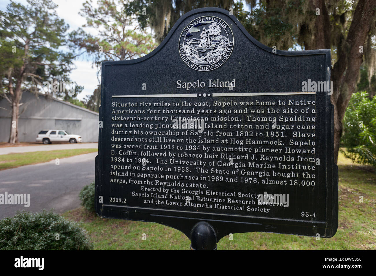 Historic marker for Sapelo Island. An isolated historic Gullah ...