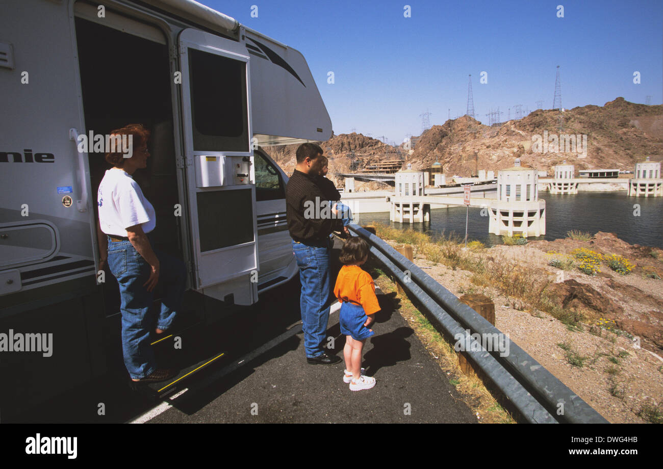 Winnebago Minnie Winnie at an overlook above Hoover Dam & Lake Mead ...