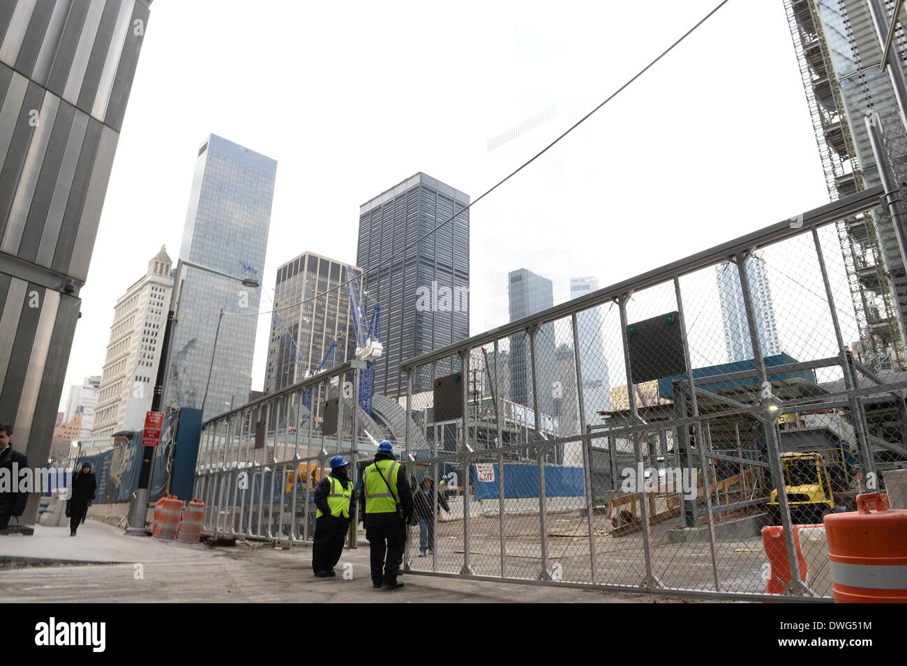 New York City, USA. 05th Mar, 2014. The construction site of Tower One ...