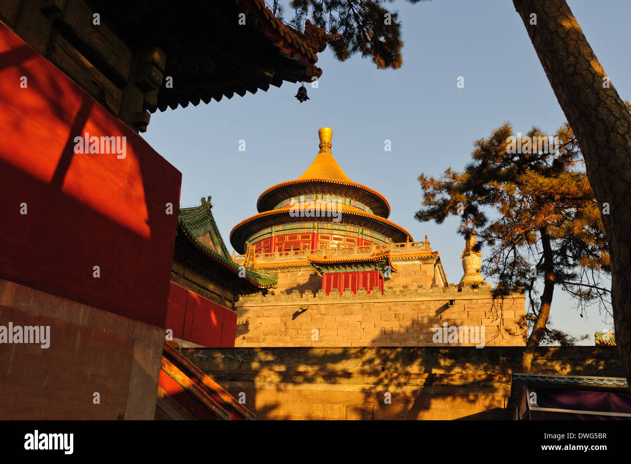 Chengde hi-res stock photography and images - Alamy