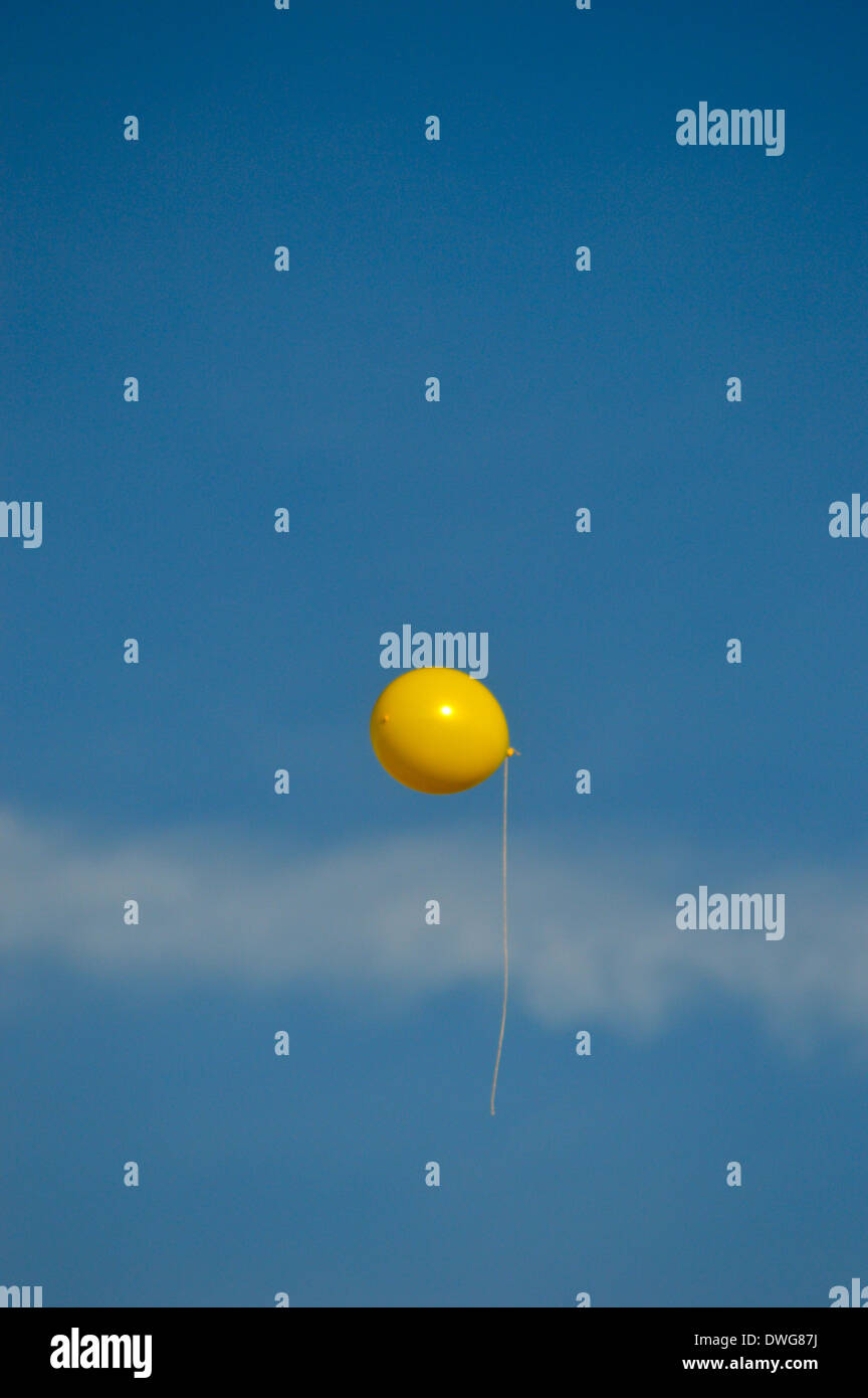 Yellow Balloon High Resolution Stock Photography and Images - Alamy