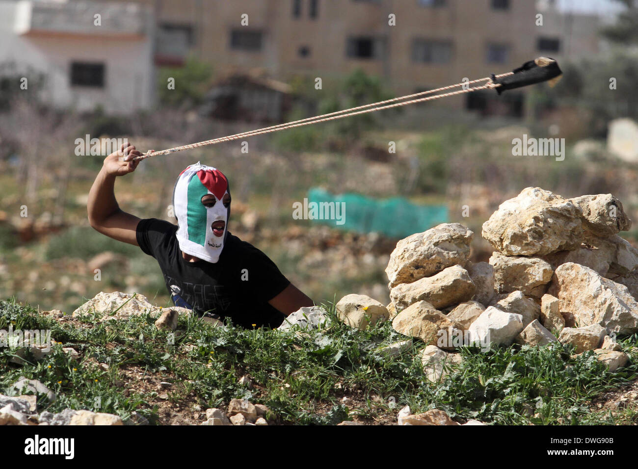 Sling For Throwing Stones - Asesores