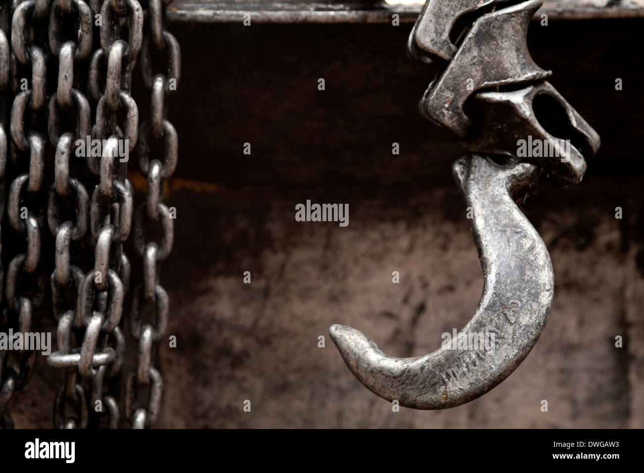 Chain big iron hi-res stock photography and images - Alamy