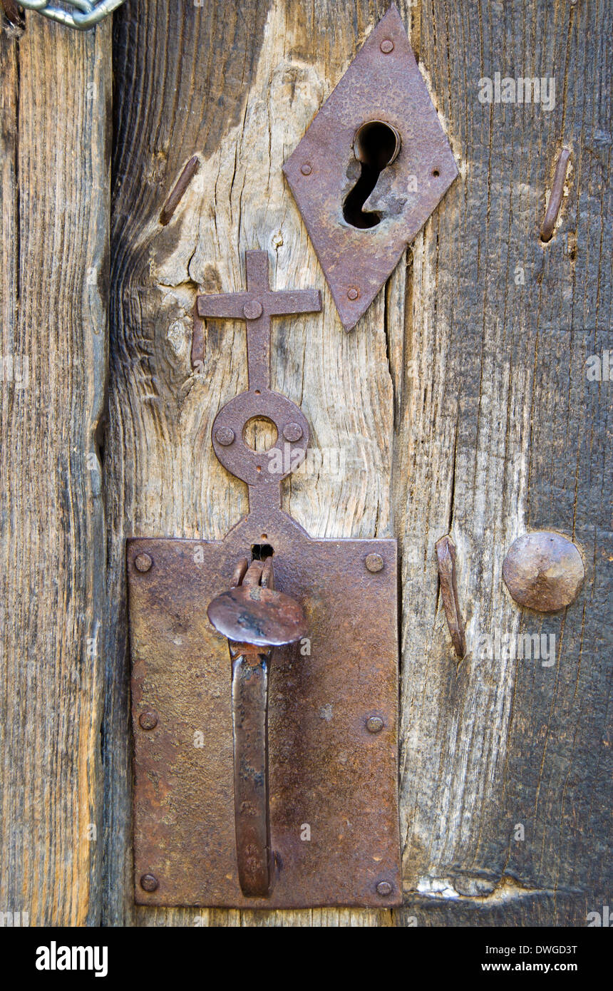 Country lock old old hi-res stock photography and images - Alamy