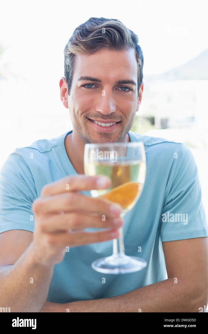 Man holding wine glass hi-res stock photography and images - Alamy