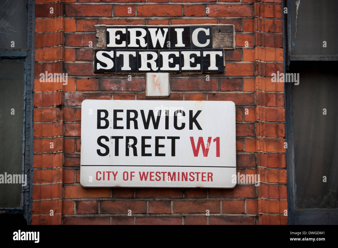 Berwick street in soho hi-res stock photography and images - Alamy
