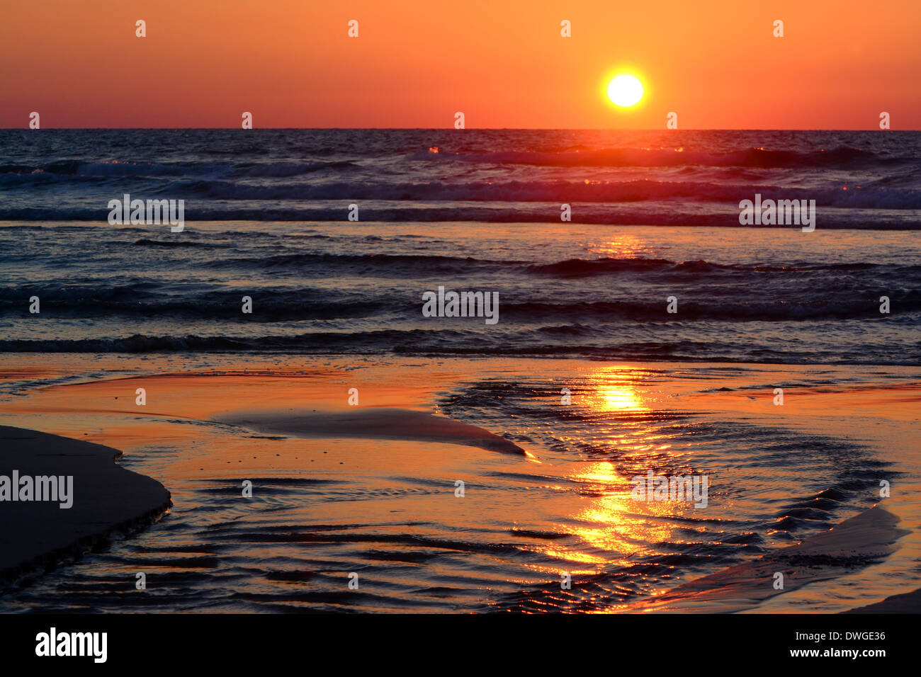 Mediterranean sunlight hi-res stock photography and images - Alamy
