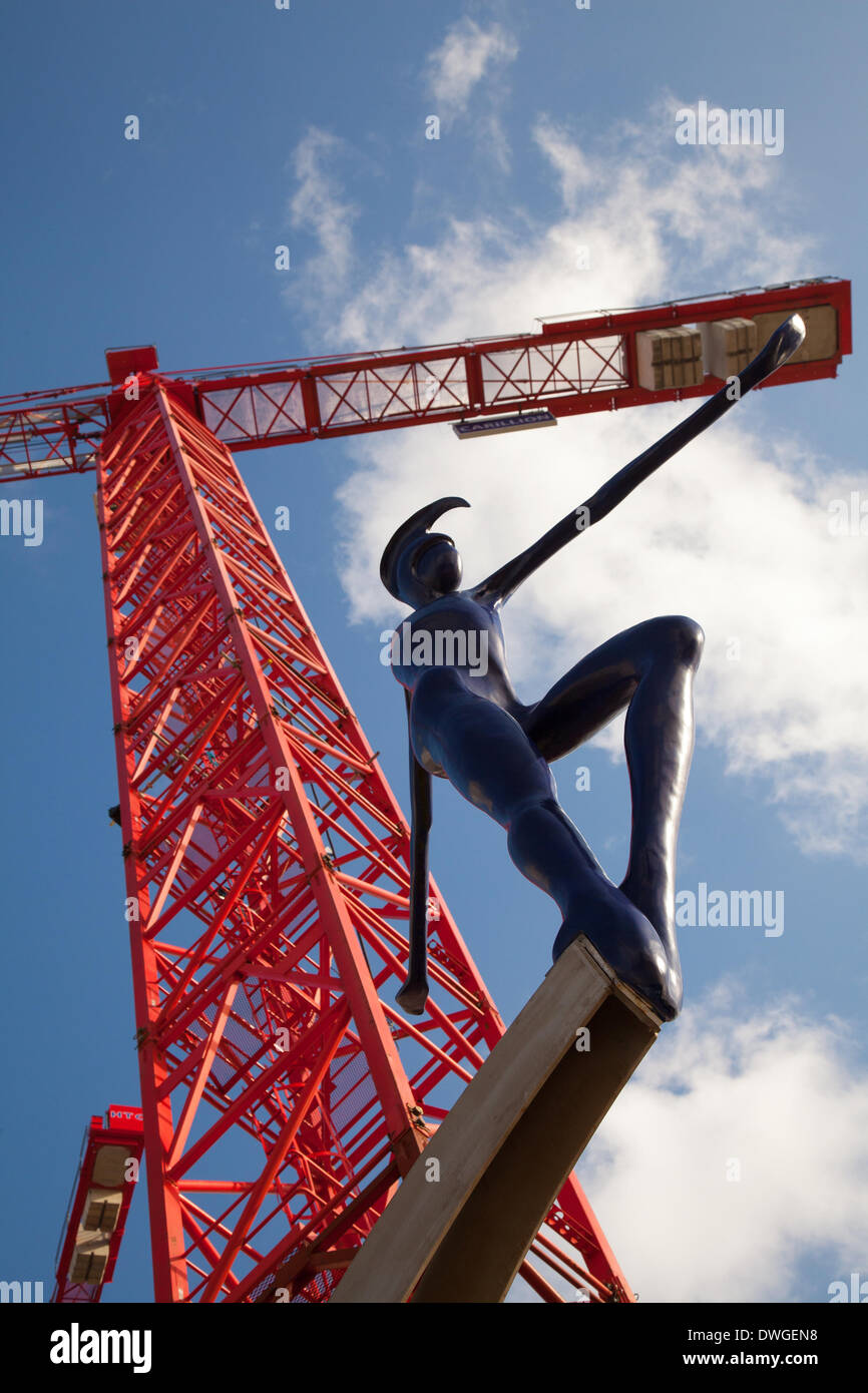 Acrobatic sculptures hi-res stock photography and images - Alamy