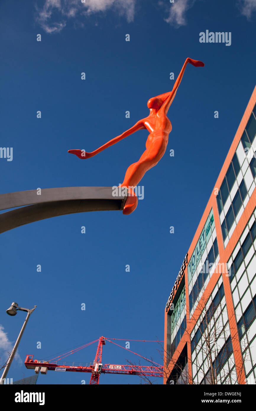 Acrobatic sculptures hi-res stock photography and images - Alamy