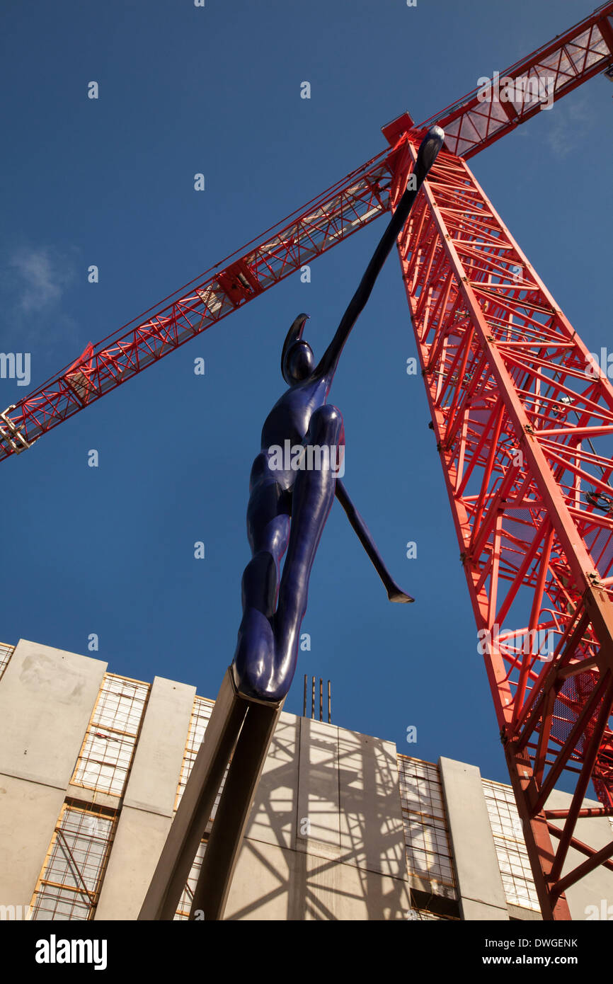 Acrobatic sculptures hi-res stock photography and images - Alamy