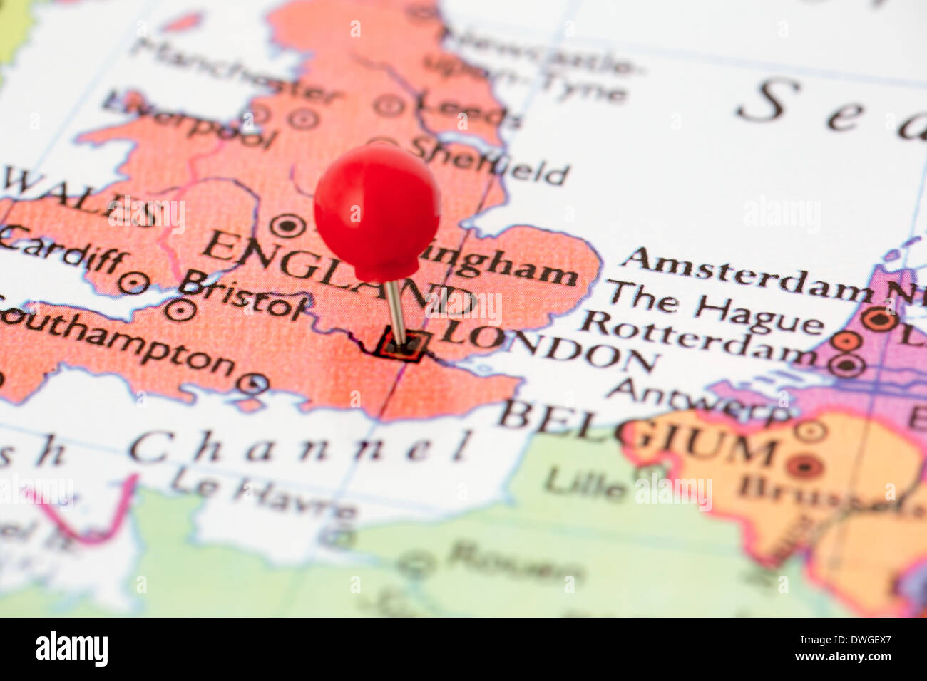 Map city london map pin hi-res stock photography and images - Alamy