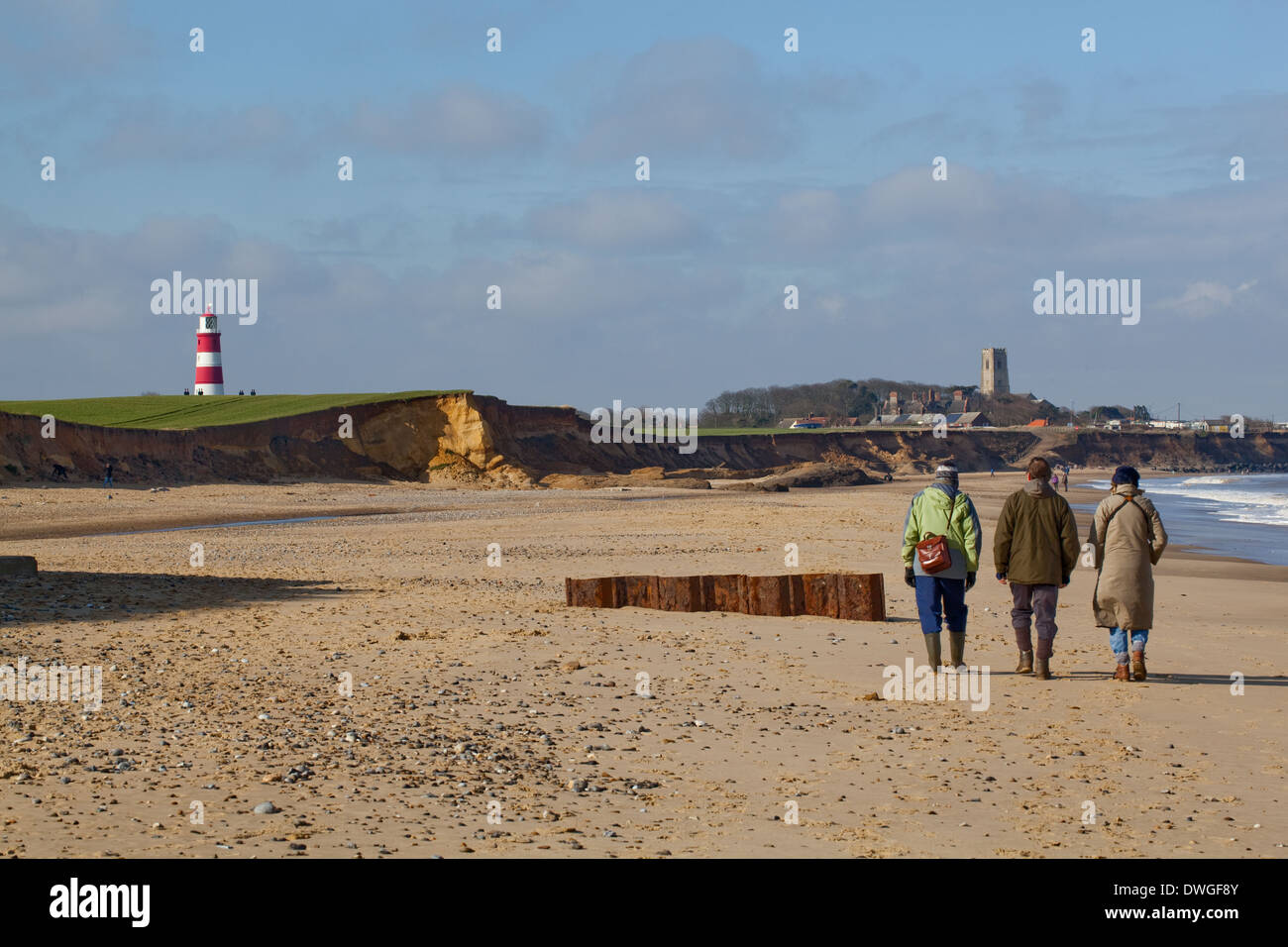 Happisburgh, Norfolk. England. UK. Winter beach walking. Lighthouse ...