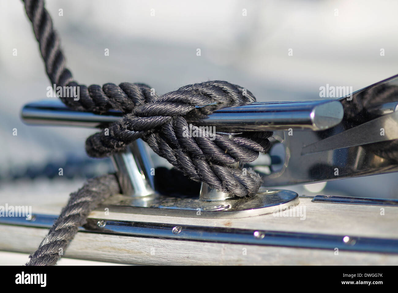 Sailing knot hi-res stock photography and images - Alamy
