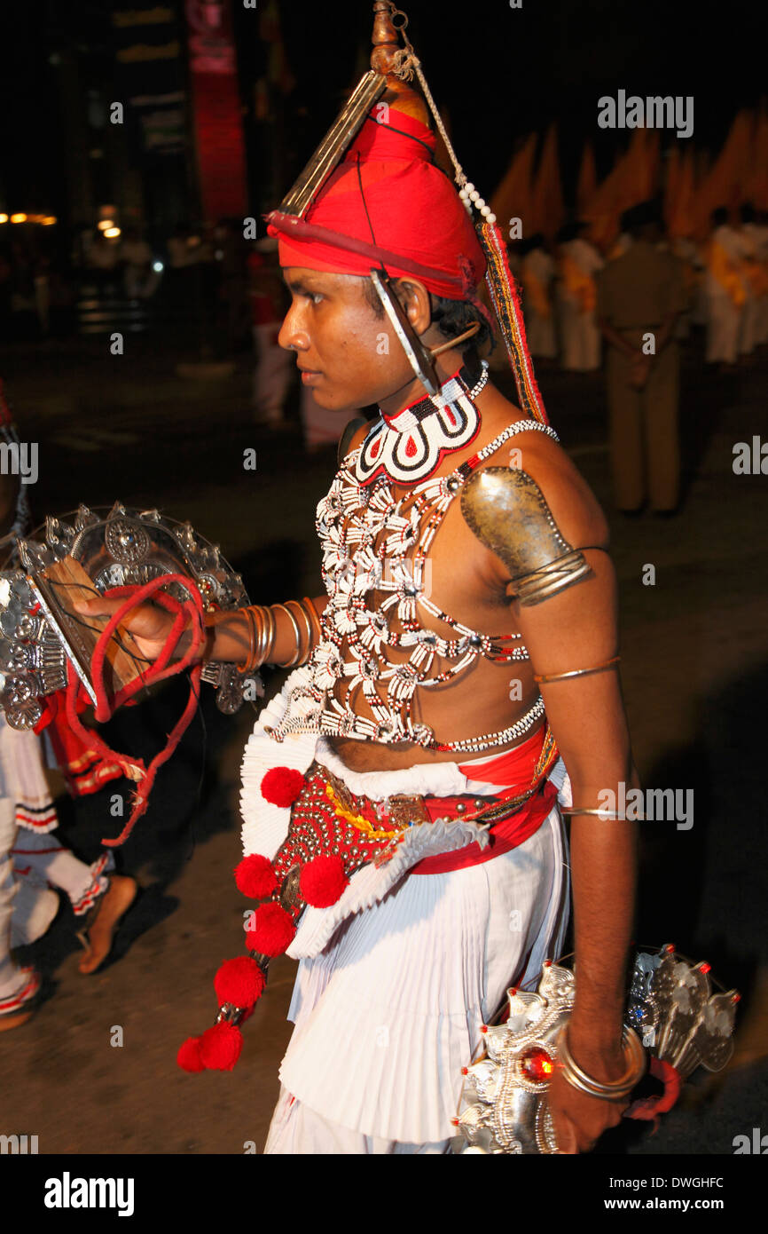 Sri Lanka; Colombo, Navam Perahera, festival, dancer, portrait Stock ...