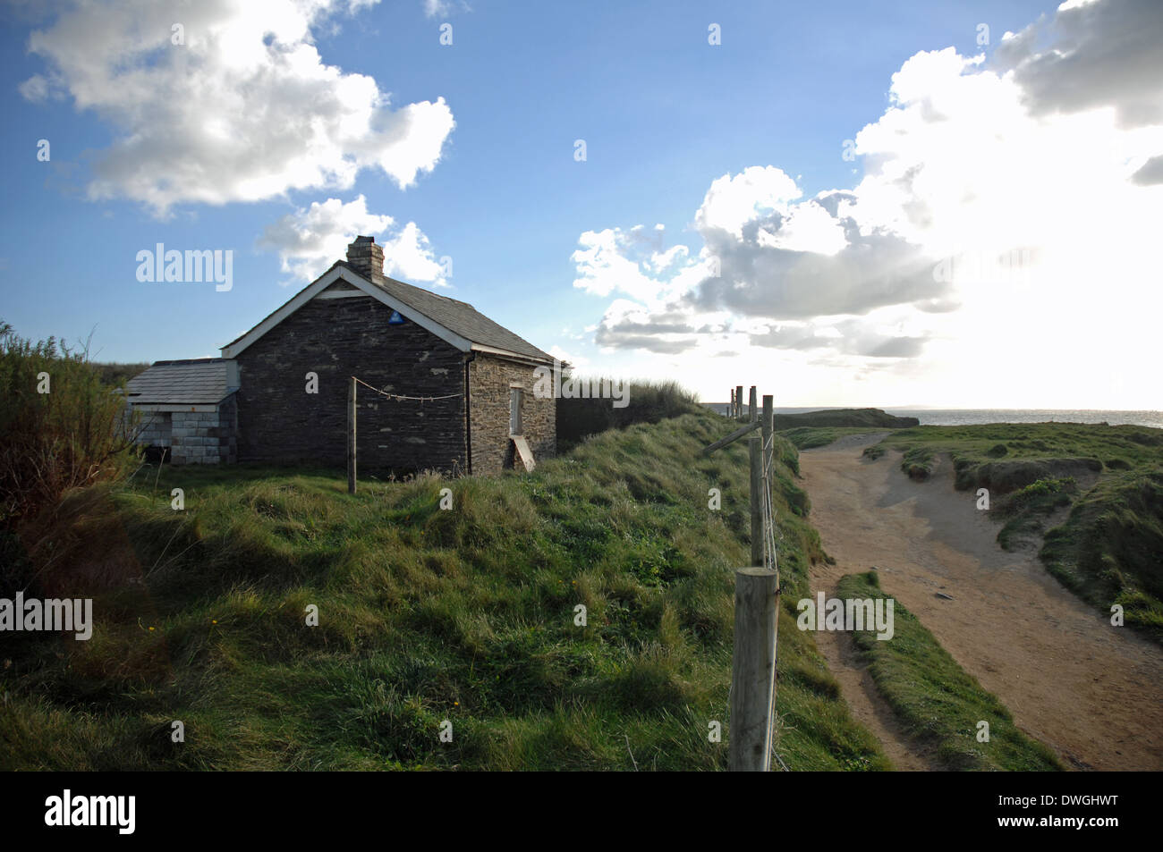 TOM PARSON HUT CORNWALL Stock Photo - Alamy