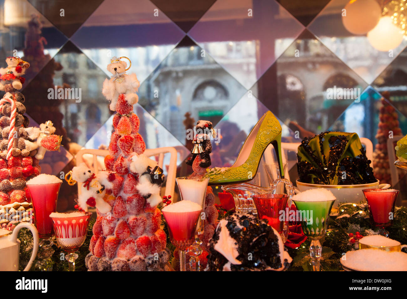 Decorations image hi-res stock photography and images - Alamy