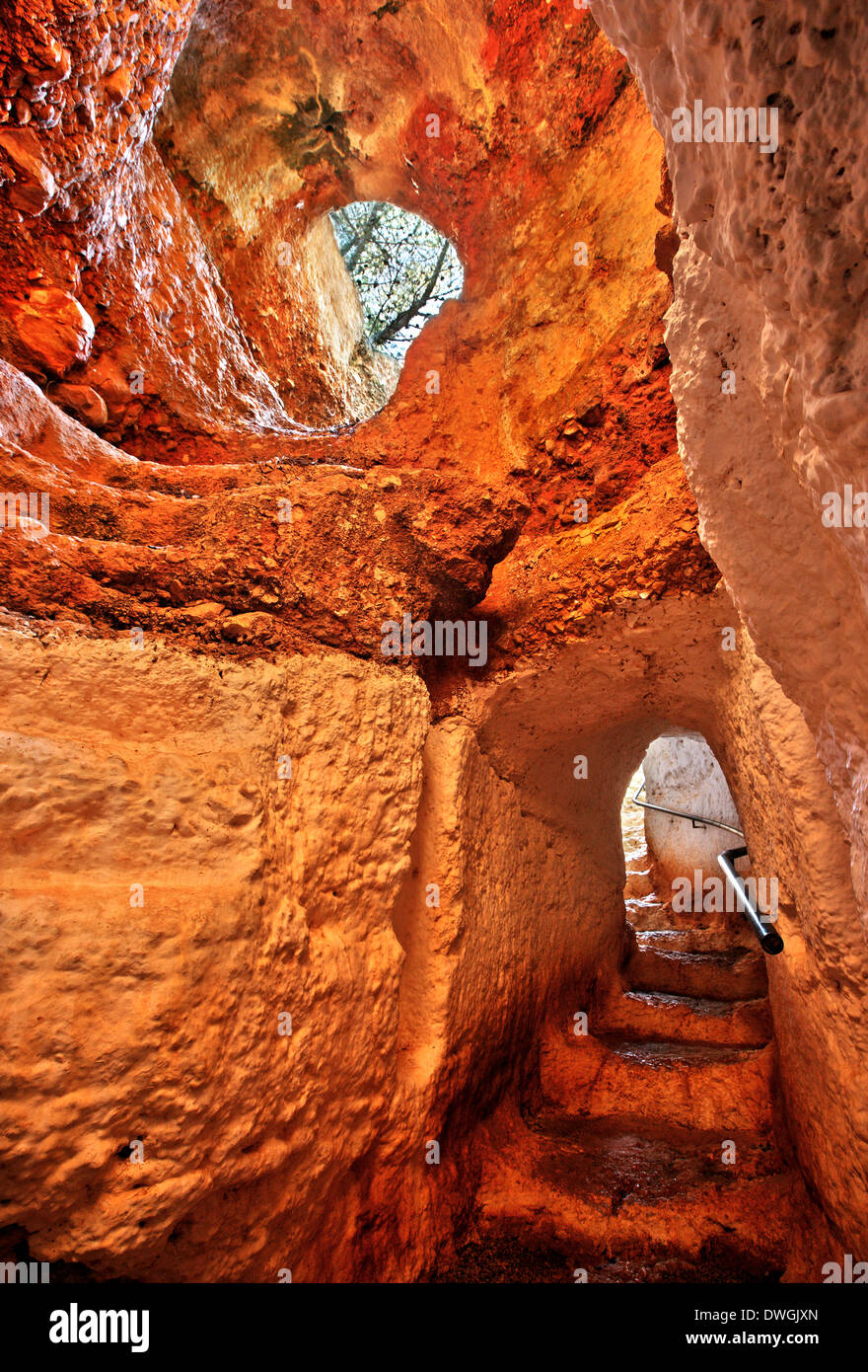 Small Cave High Resolution Stock Photography and Images - Alamy