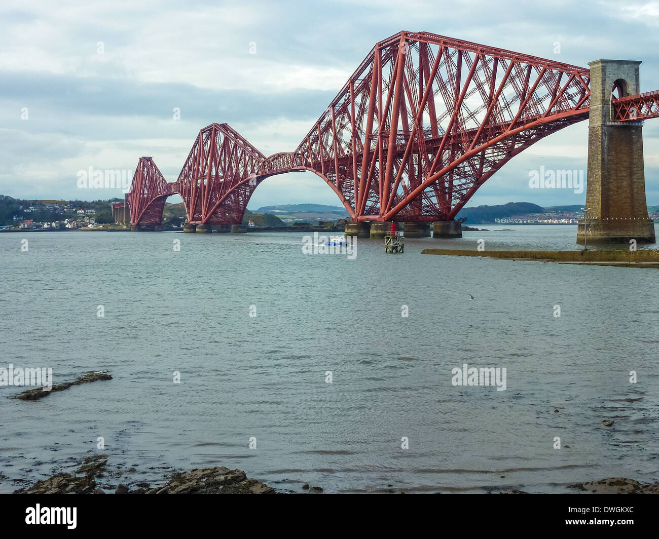 Famous scottish railway bridge hi-res stock photography and images - Alamy