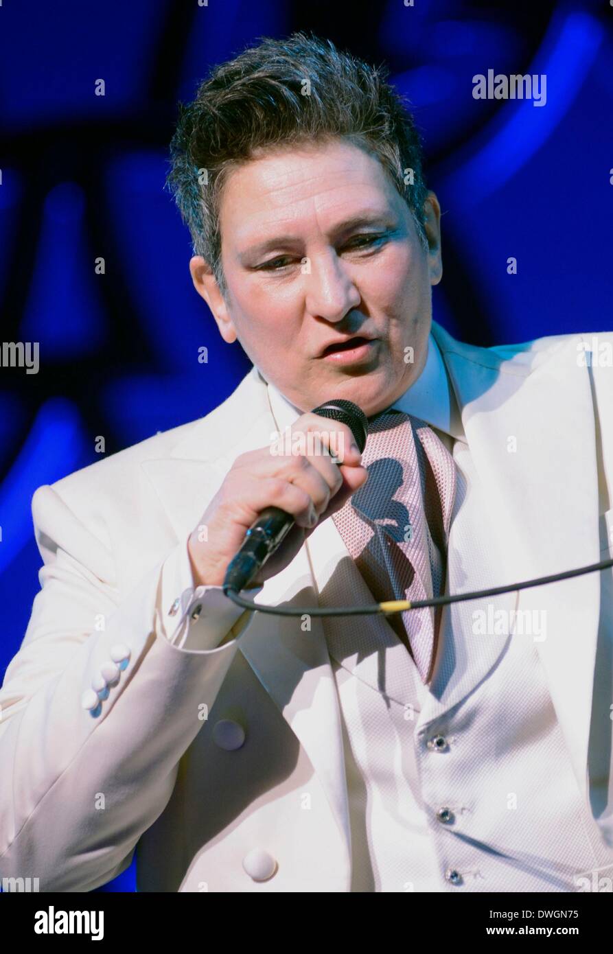 New York, NY, USA. 7th Mar, 2014. k.d. lang in attendance for k.d. lang Performs HALLELUJAH to ...