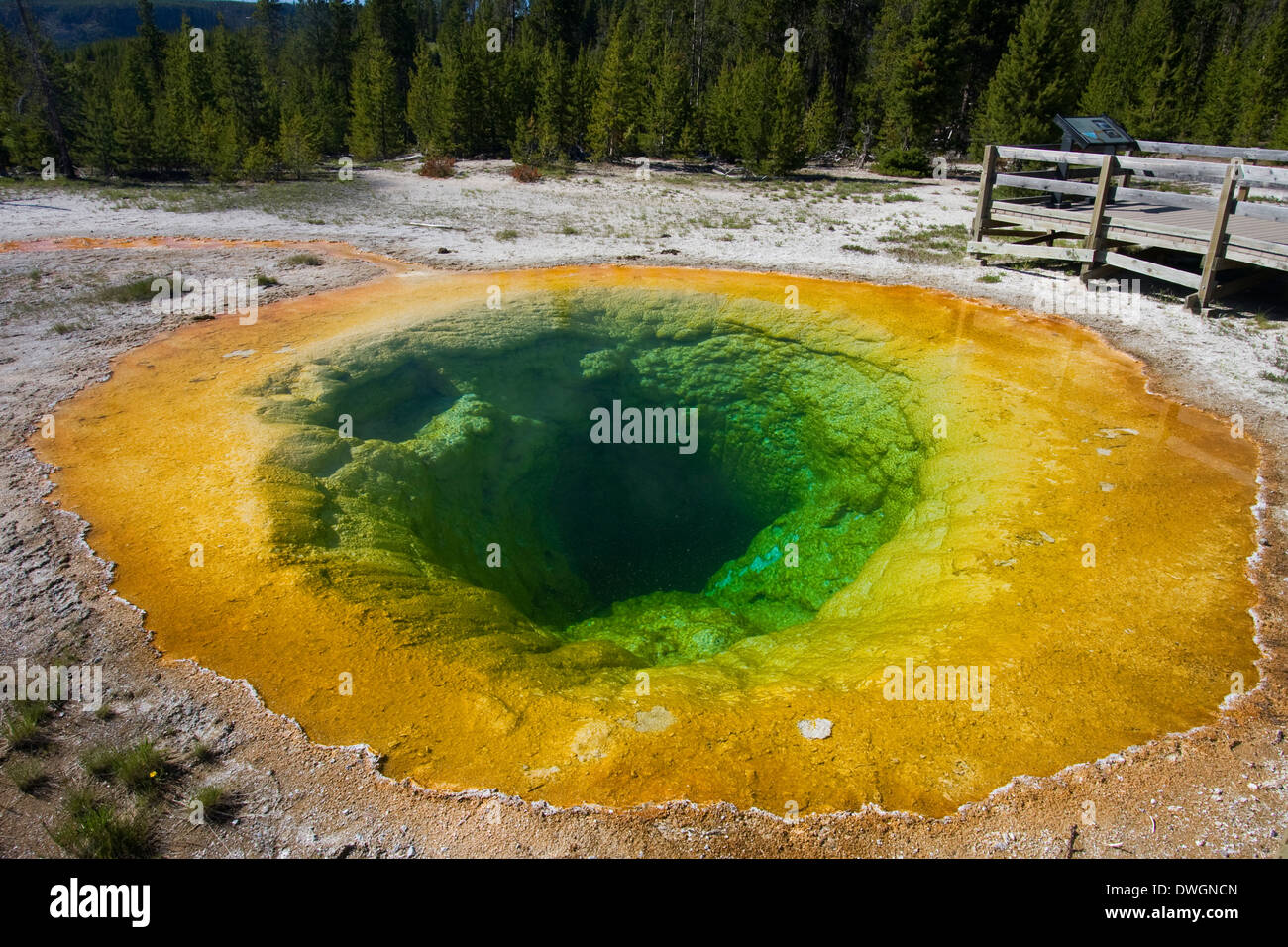 Pool yellowstone upper geyser basin hi-res stock photography and images ...