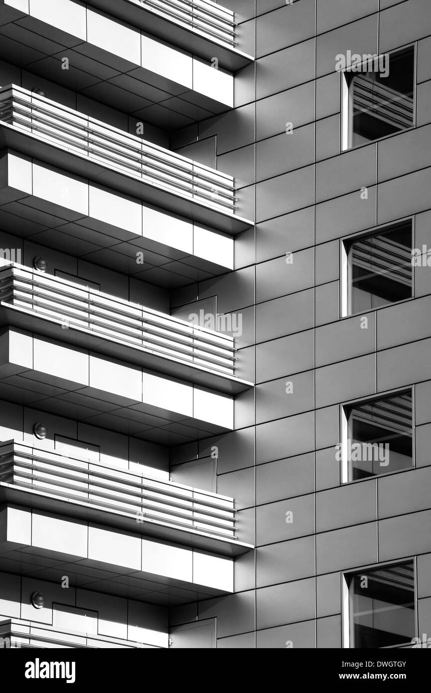 Modern metal cladding Black and White Stock Photos & Images - Alamy