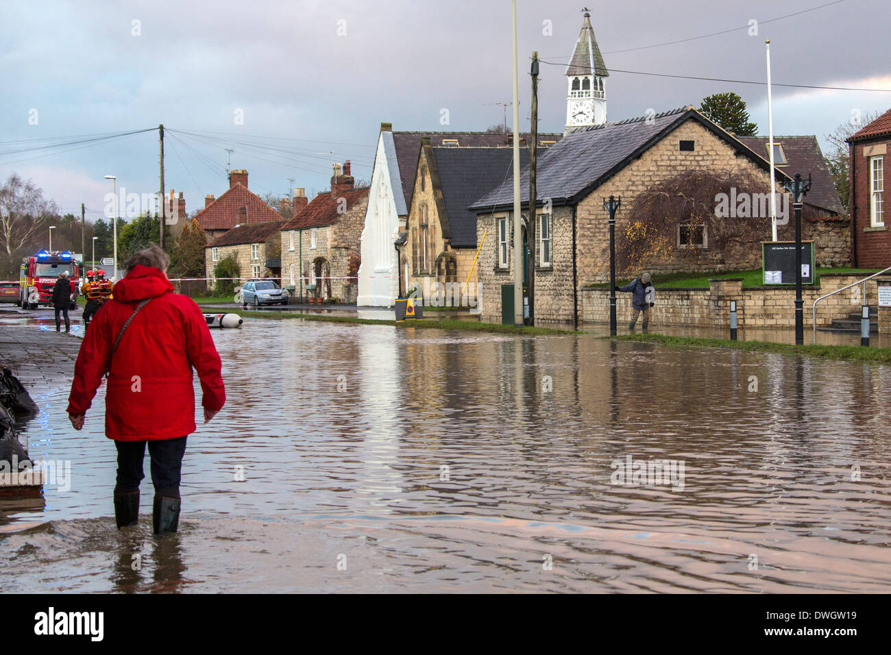 England in flood hi-res stock photography and images - Alamy