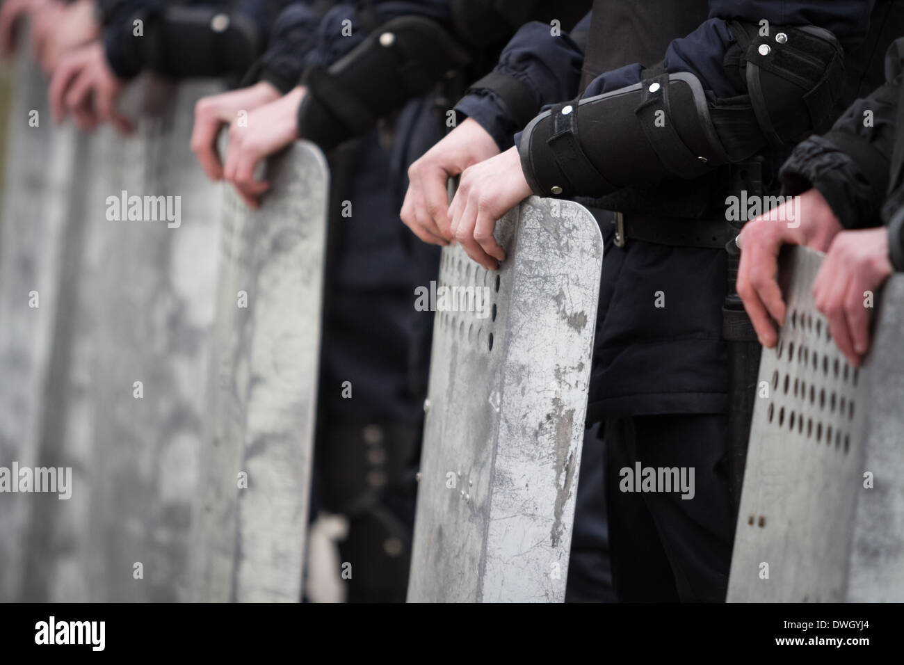 Riot police riot equipment shields hi-res stock photography and images ...