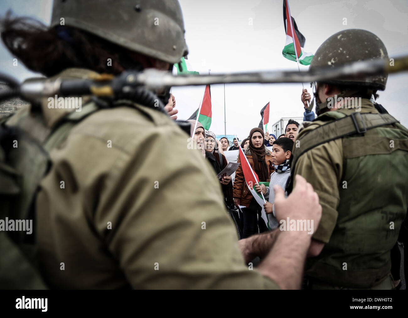 Ramallah, Palestinian Territories. 8th Feb, 2014. Palestinian women ...