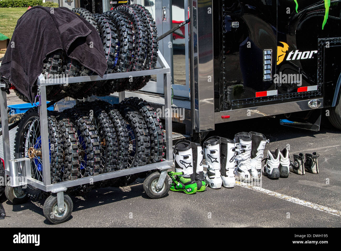Racing preparation hi-res stock photography and images - Alamy
