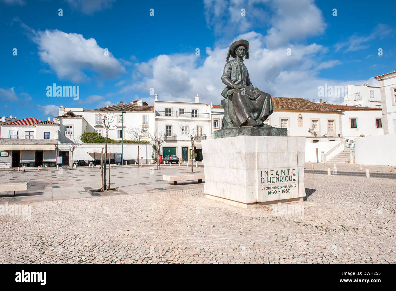 Statue of Henry the Navigator, Lagos Stock Photo - Alamy