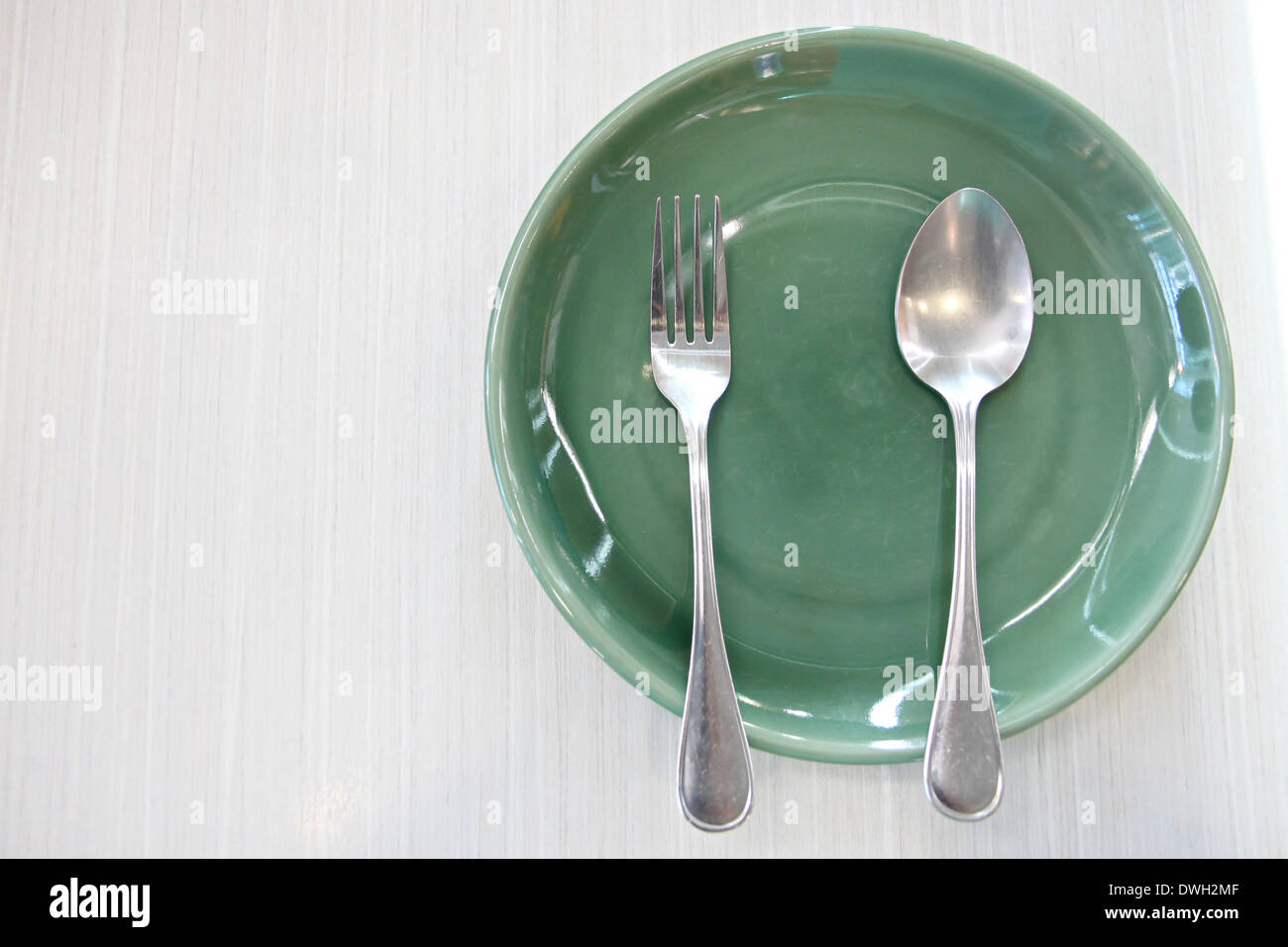 Spoon set table hi-res stock photography and images - Alamy