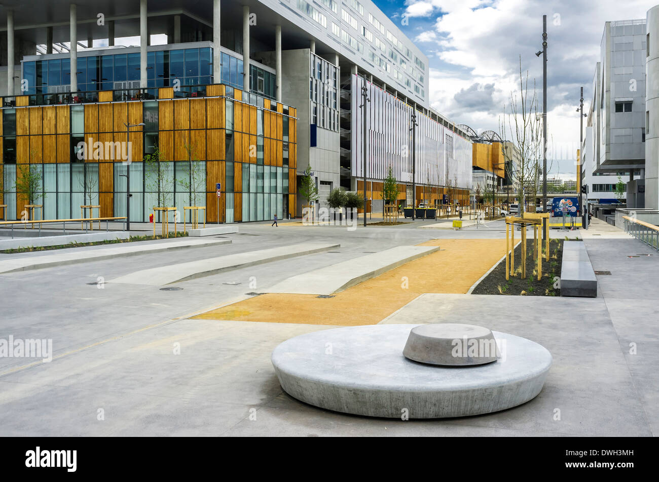 Shopping mall, Lyon Stock Photo - Alamy