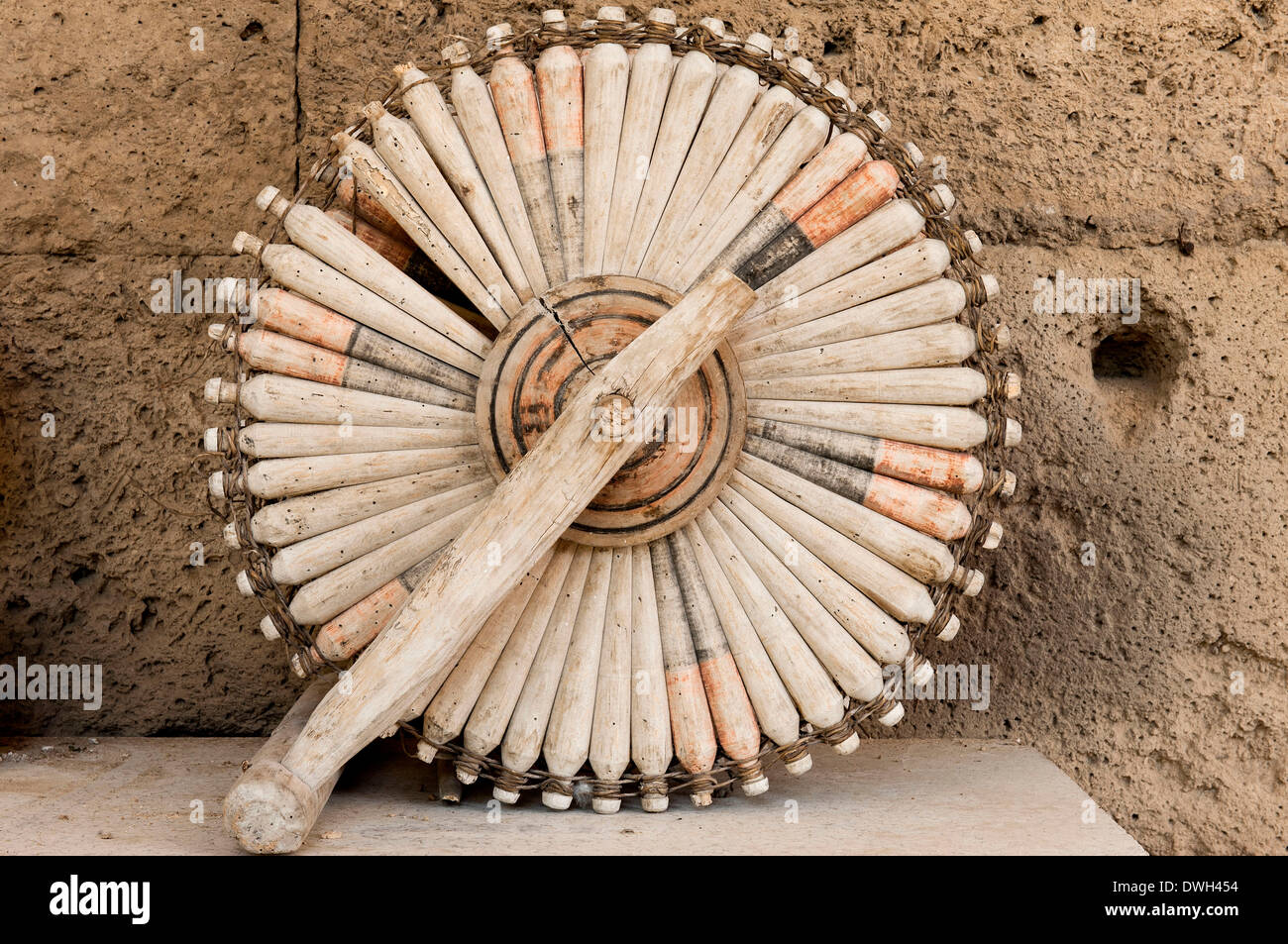 Spinning wheel hi-res stock photography and images - Alamy