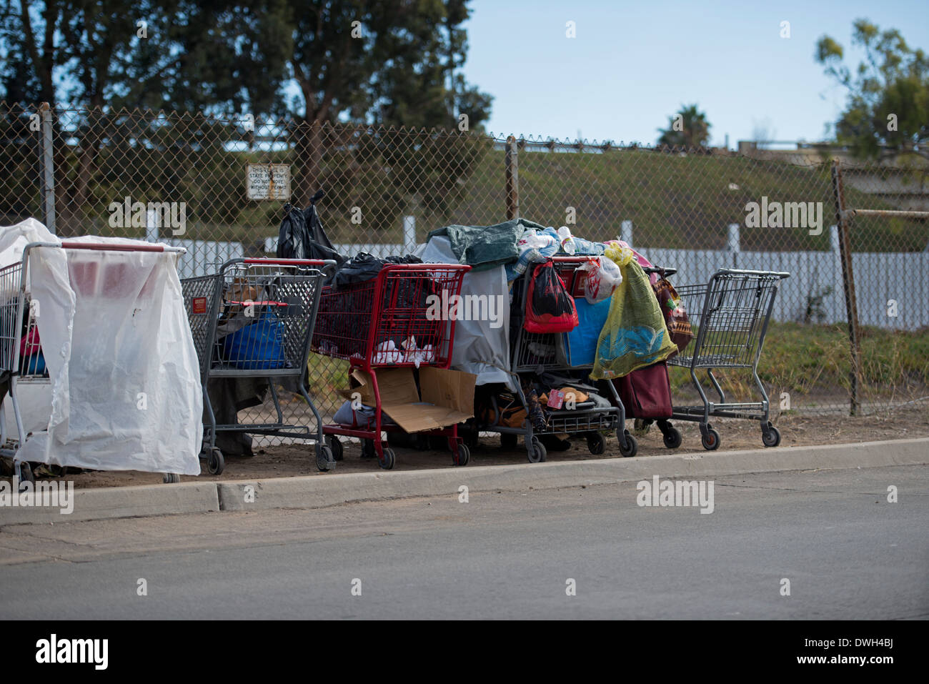 Homeless Shopping Cart High Resolution Stock Photography and Images - Alamy