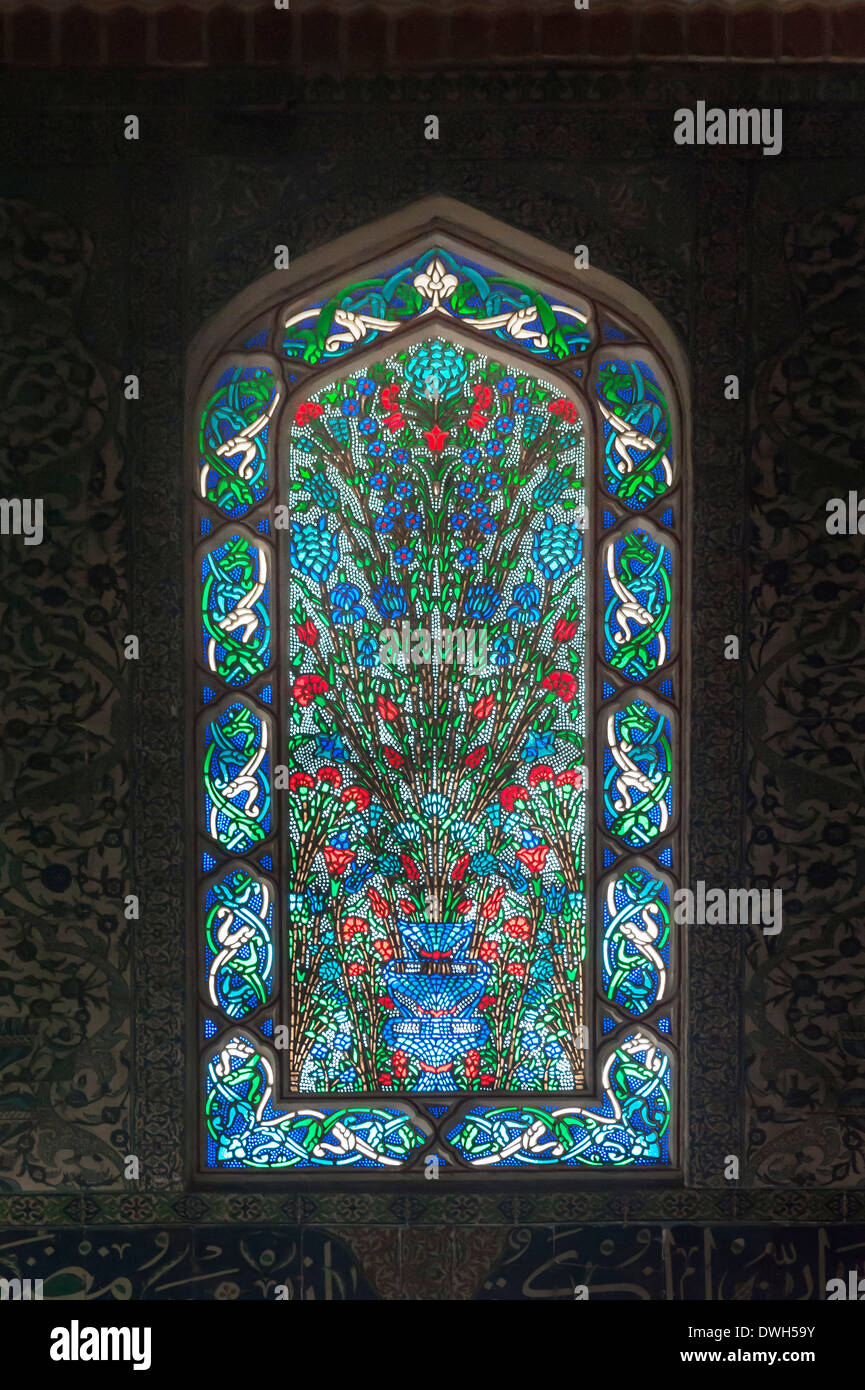 Window topkapi palace istanbul hi-res stock photography and images - Alamy