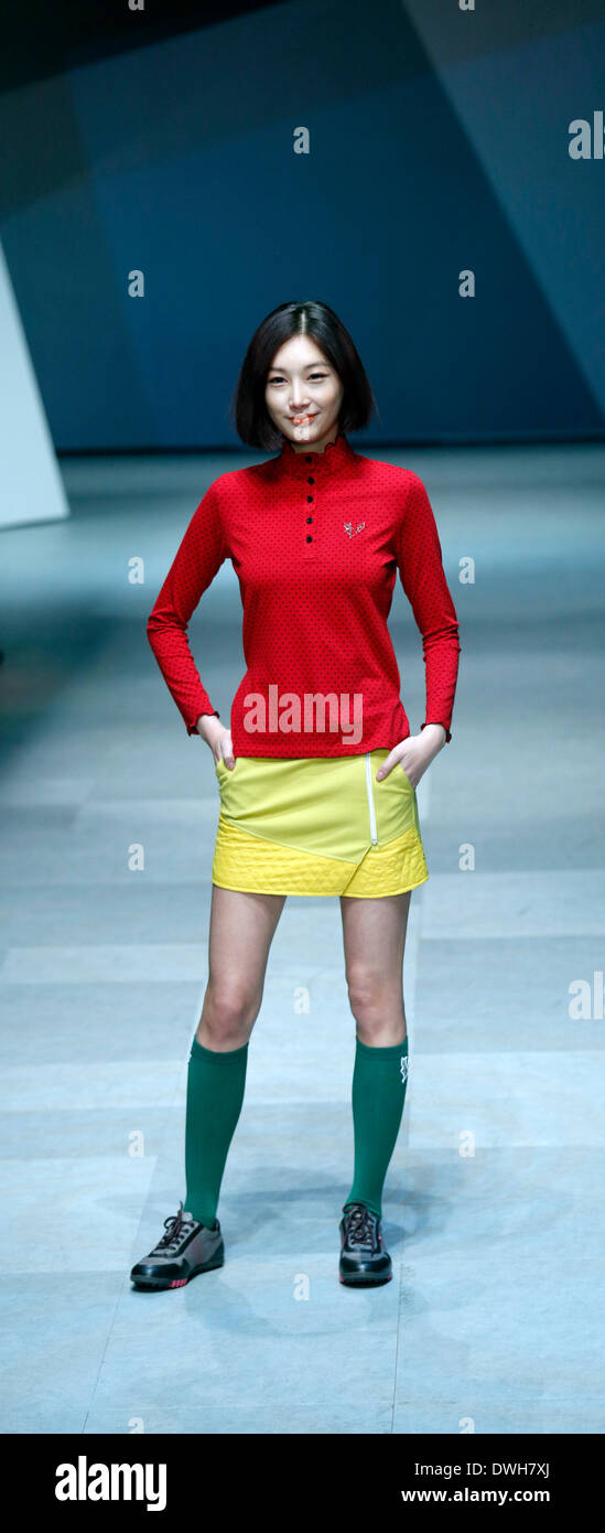 Si young kim hi-res stock photography and images - Alamy