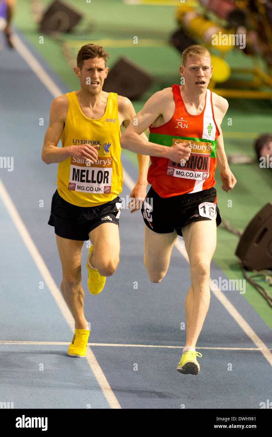 Jonathan MELLOR & Andy VERNON 3000m Men Final British Athletics Indoor ...