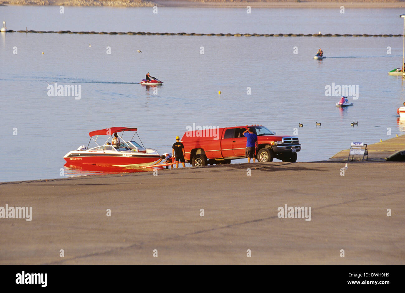 Boaters haul their craft from Lake Mead at Overton Beach Marina at the ...