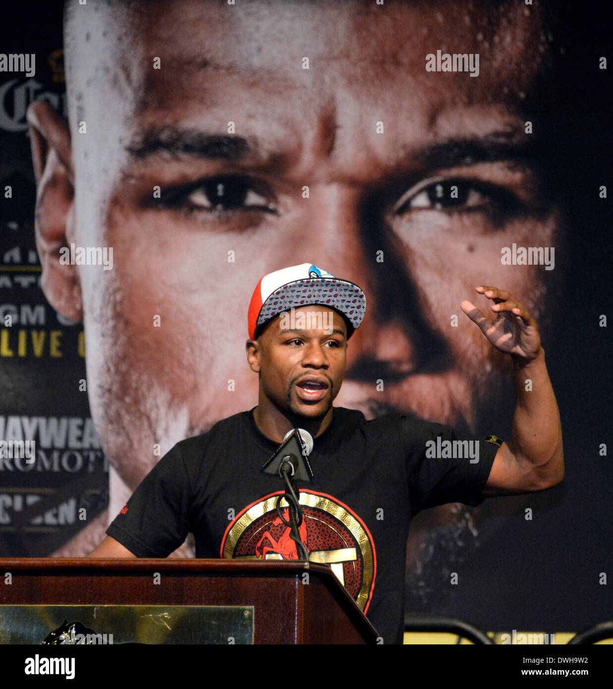 Las Vegas NV, USA. 8th Mar, 2014. WBC Welterweight World Champion.Floyd ...