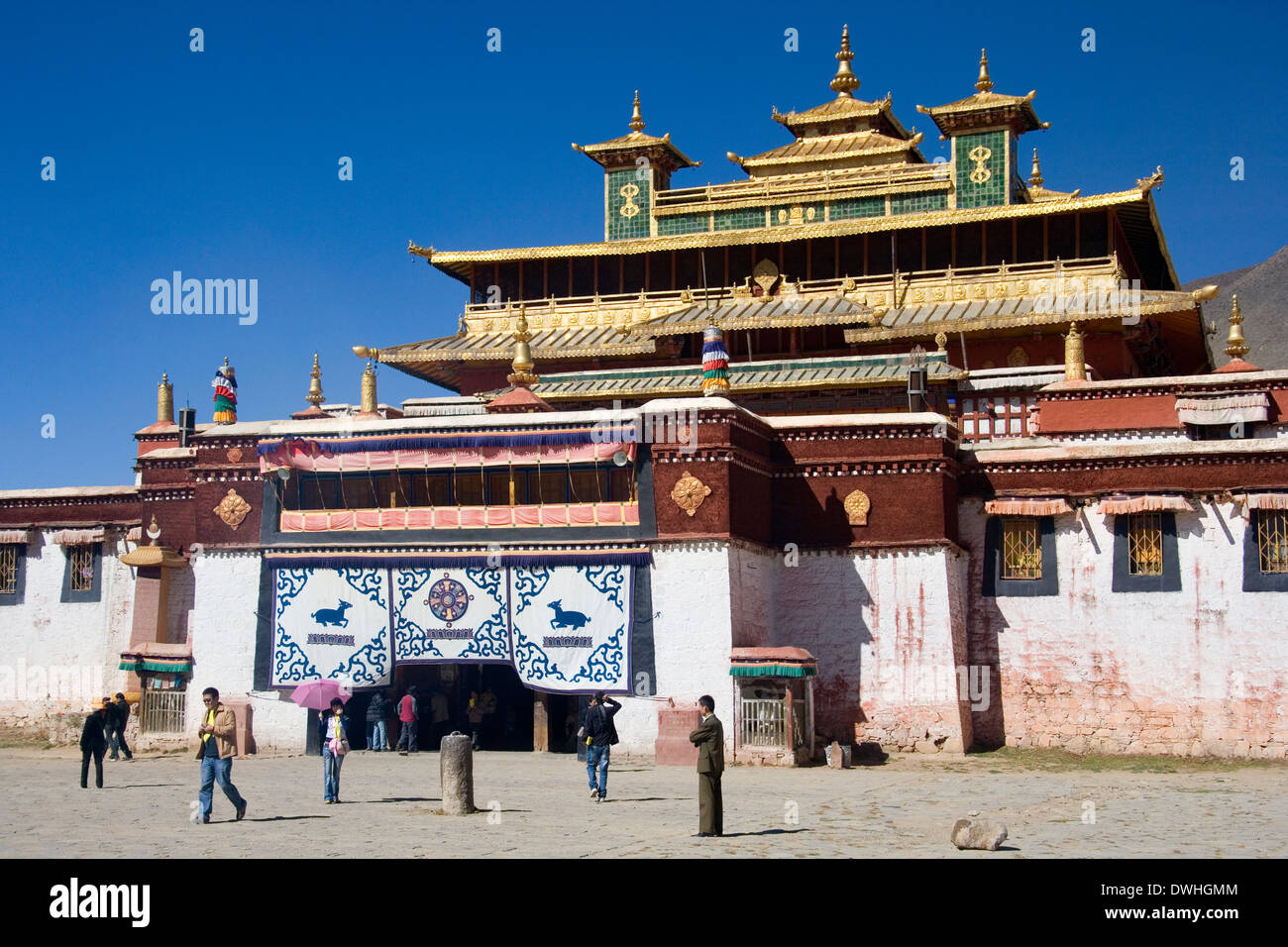 Sera temple hi-res stock photography and images - Alamy