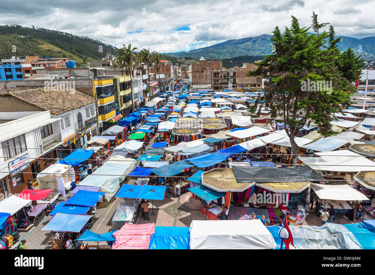 Otavalo hi-res stock photography and images - Alamy