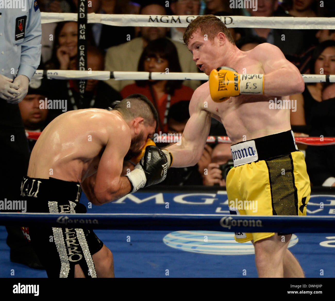 Canelo Alvarez Vs Alfredo Angulo Tko