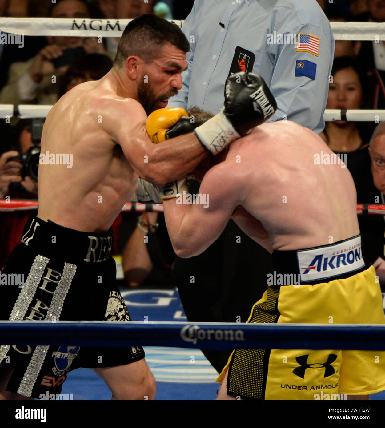Canelo Alvarez Vs Alfredo Angulo Face