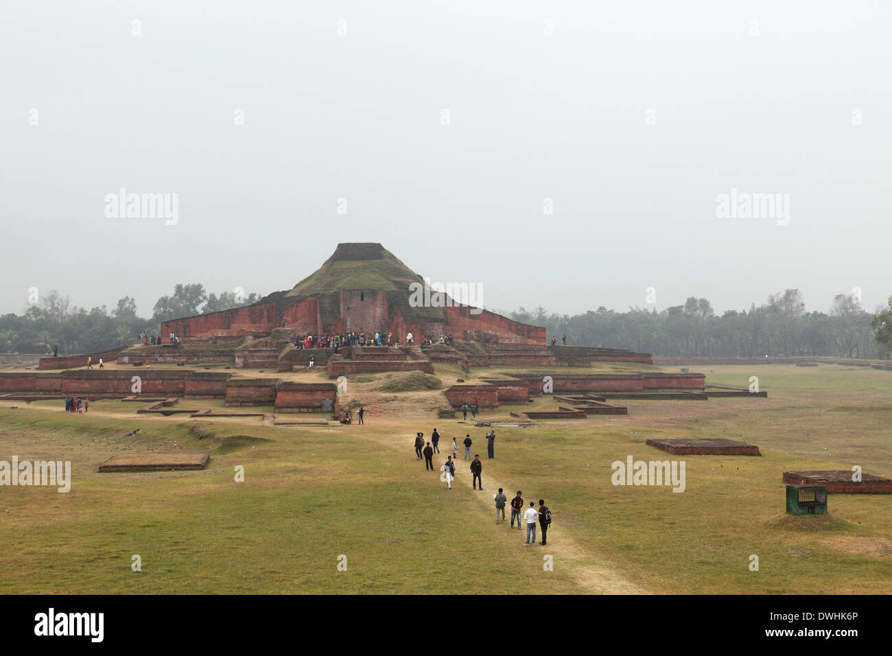 Somapura mahavihara hi-res stock photography and images - Alamy