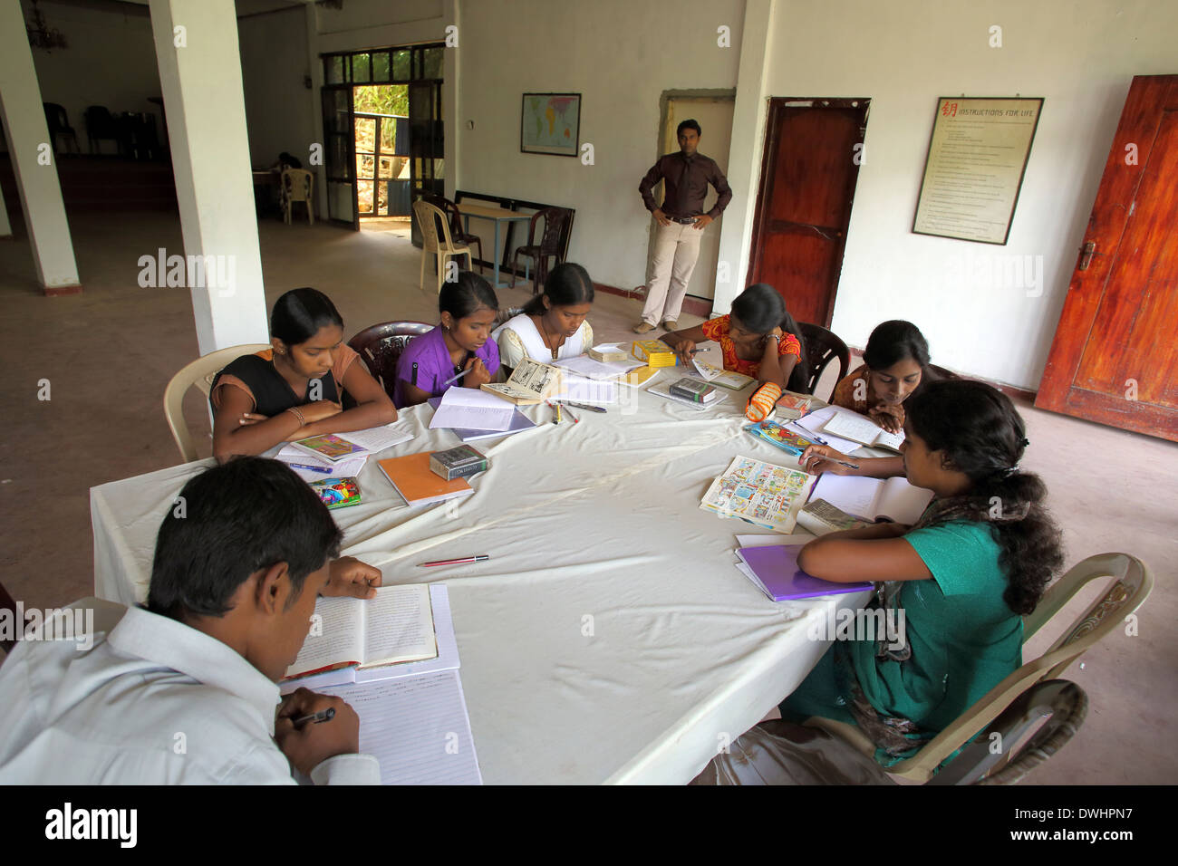 Students learning English at the Tea Leaf Vision school in Maskeliya ...