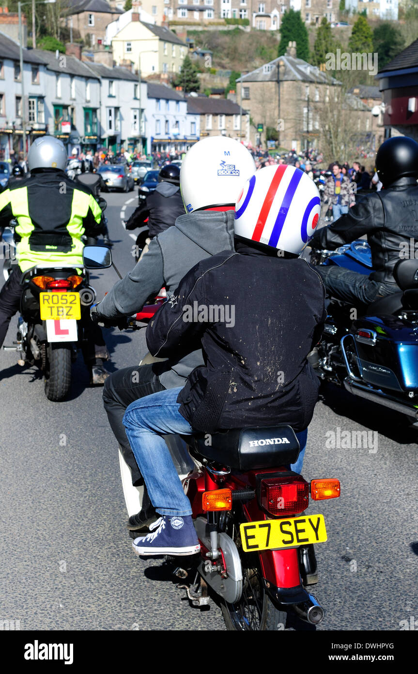 Mod bike helmets hi-res stock photography and images - Alamy