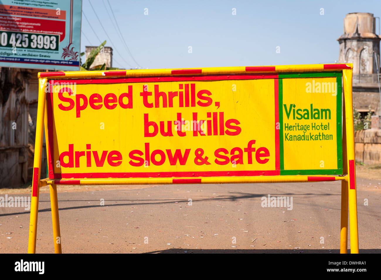 Speed kills road sign hi-res stock photography and images - Alamy