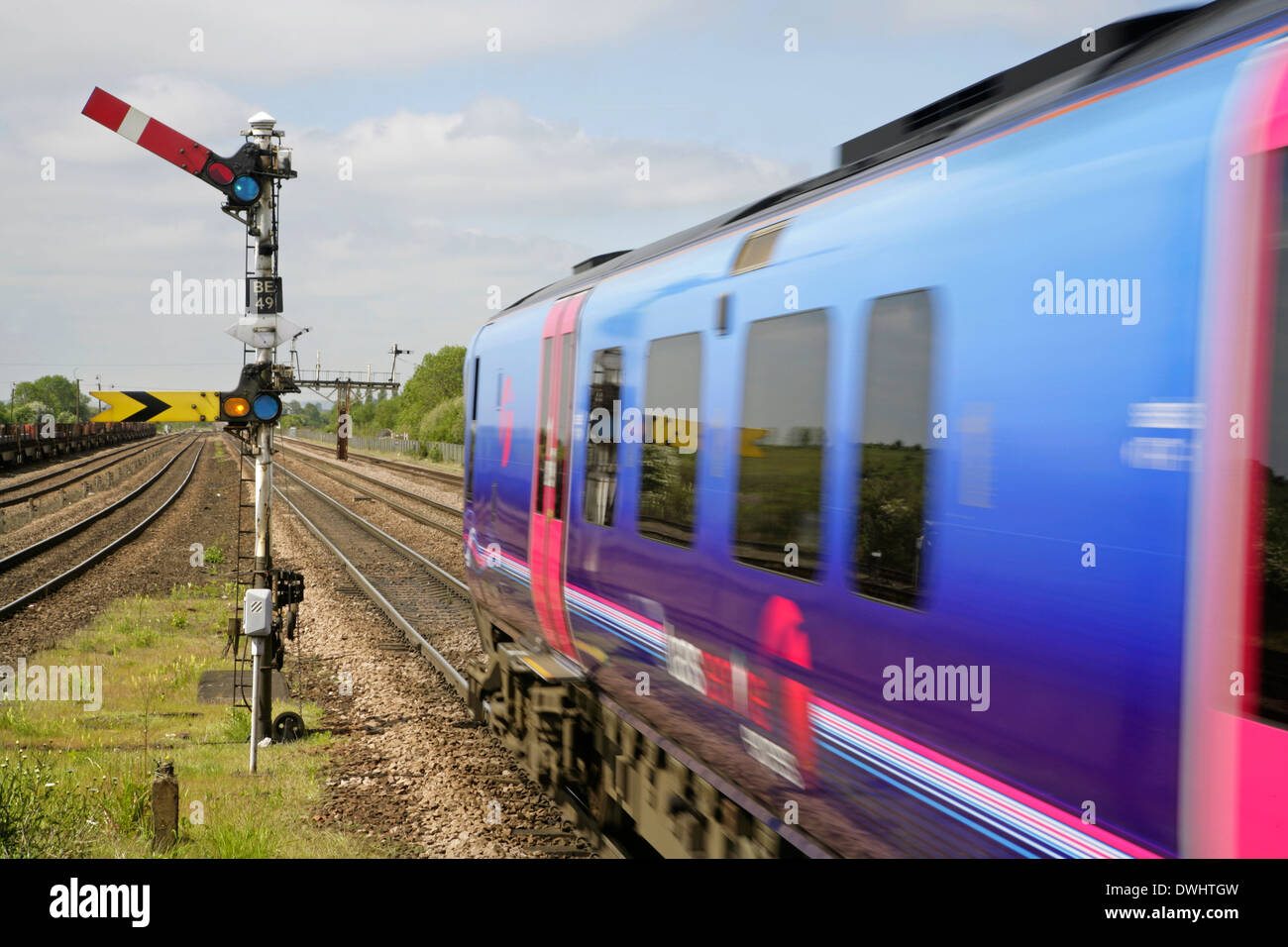 Transpennine train unit hi-res stock photography and images - Alamy