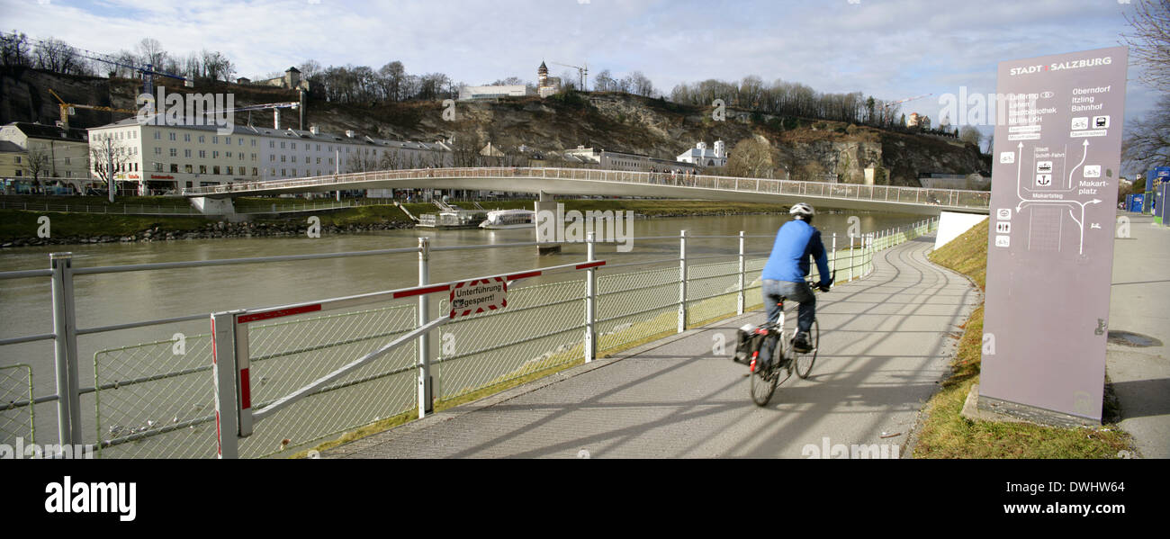 Makartsteg footbridge over the river Salzach, Salzburg Austria Stock ...